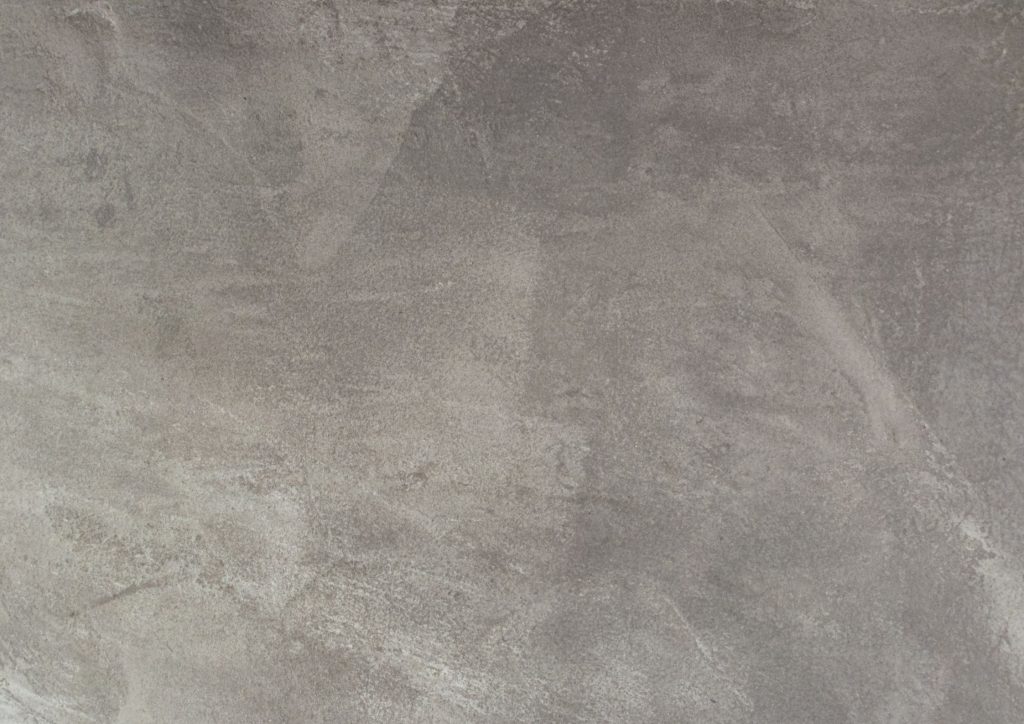 Mikrosement på badet: Slik legger du det selv (DIY) | Hjem Og Hage